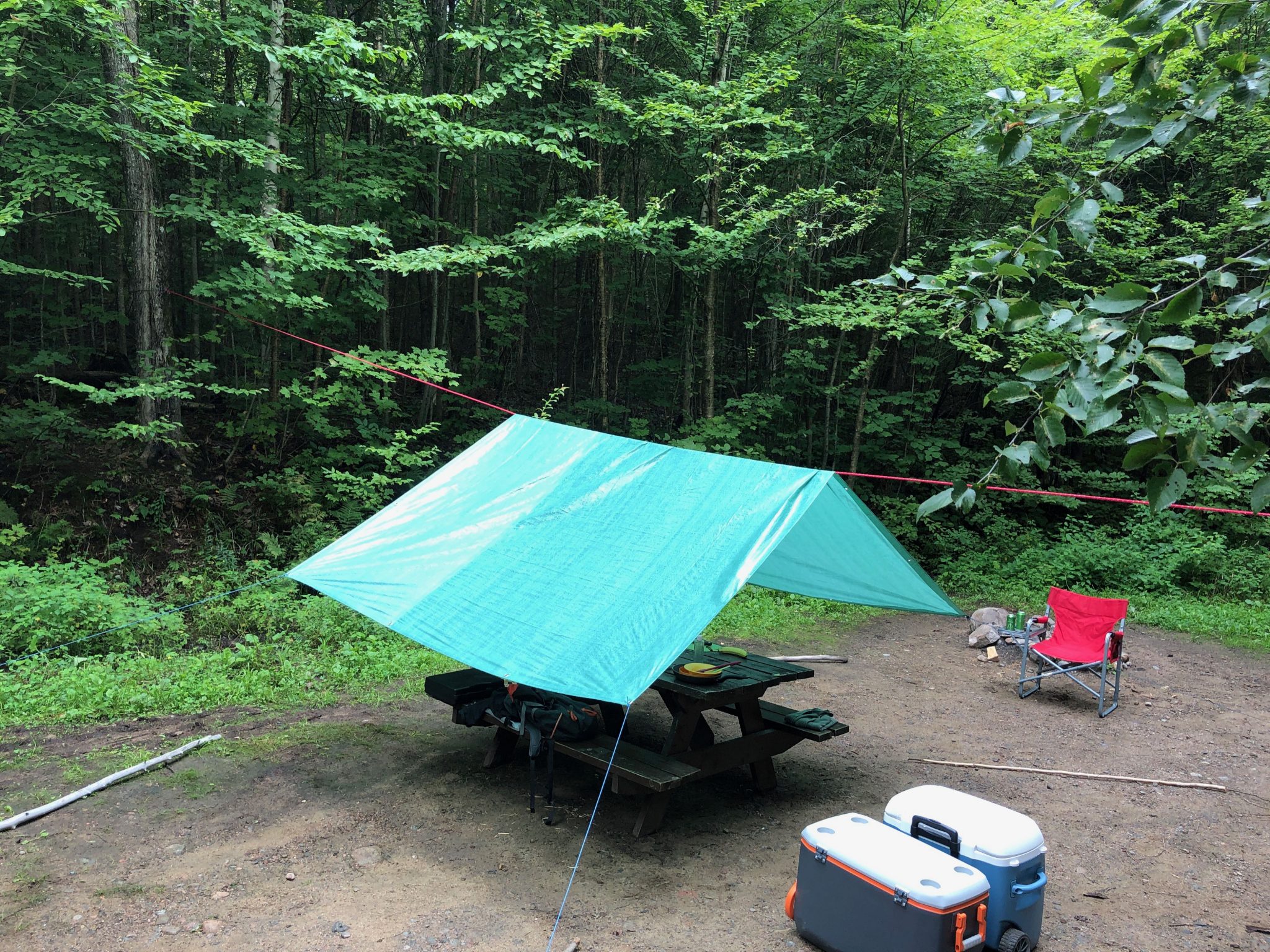 3 Ways To Setup A Tarp For Rain, Sun or Wind Protection – Meandering ...